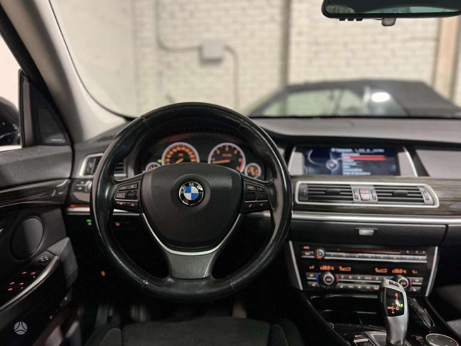 Grey BMW 535 Gran Turismo 2015 in Klaipeda, with an engine capacity of 2.99 L and mileage of 241 thousand km for 14500 €, photo 20 on AUTOMOTO.COM.LV