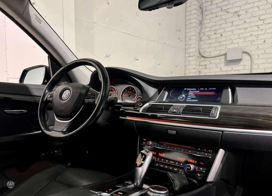 Grey BMW 535 Gran Turismo 2015 in Klaipeda, with an engine capacity of 2.99 L and mileage of 241 thousand km for 14500 €, photo 24 on AUTOMOTO.COM.LV