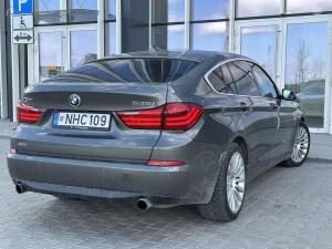 Grey BMW 535 Gran Turismo 2015 in Vilnius, with an engine capacity of 2.98 L and mileage of 129 thousand km for 9000 €, photo 5 on AUTOMOTO.COM.LV