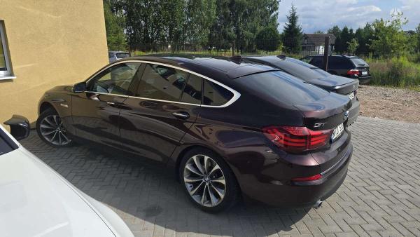 Red BMW 535 Gran Turismo 2014 in Vilnius, with an engine capacity of 2.99 L and mileage of 314 thousand km for 7999 €, photo 2 on AUTOMOTO.COM.LV