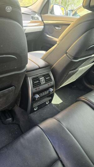 Red BMW 535 Gran Turismo 2014 in Vilnius, with an engine capacity of 2.99 L and mileage of 314 thousand km for 7999 €, photo 19 on AUTOMOTO.COM.LV