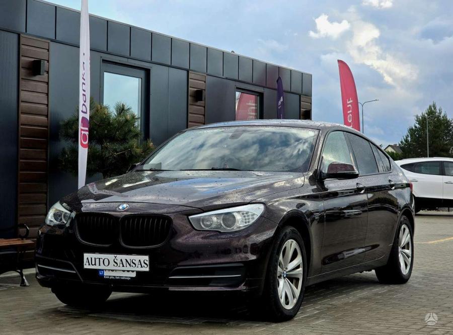 Красный БМВ 535 Gran Turismo 2014 в Таураге, объемом двигателя 2.98 л и пробегом 202 тыс. км за 12700 €, фото 1 на AUTOMOTO.COM.LV