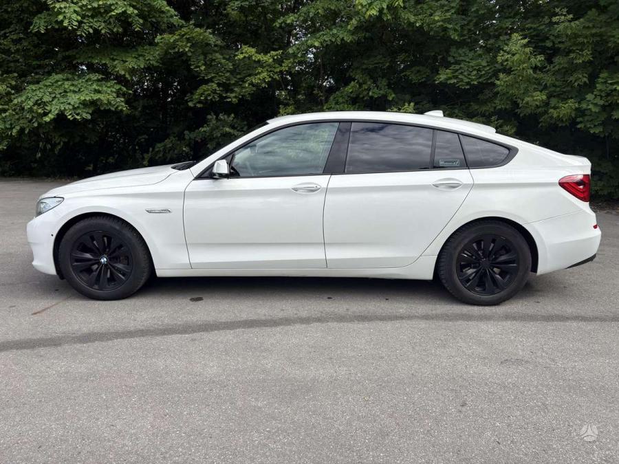 Balts BMW 535 Gran Turismo 2011 Kauņa, ar dzinēja tilpumu 3.00 L un nobraukumu 167 tūkst. km par 8700 €, foto 9 vietnē AUTOMOTO.COM.LV
