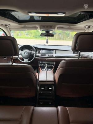 Balts BMW 535 Gran Turismo 2011 Kauņa, ar dzinēja tilpumu 3.00 L un nobraukumu 167 tūkst. km par 8700 €, foto 10 vietnē AUTOMOTO.COM.LV