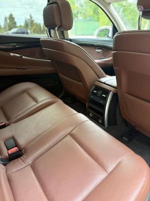 Balts BMW 535 Gran Turismo 2011 Kauņa, ar dzinēja tilpumu 3.00 L un nobraukumu 167 tūkst. km par 8700 €, foto 13 vietnē AUTOMOTO.COM.LV