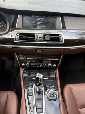Balts BMW 535 Gran Turismo 2011 Kauņa, ar dzinēja tilpumu 3.00 L un nobraukumu 167 tūkst. km par 8700 €, foto 14 vietnē AUTOMOTO.COM.LV