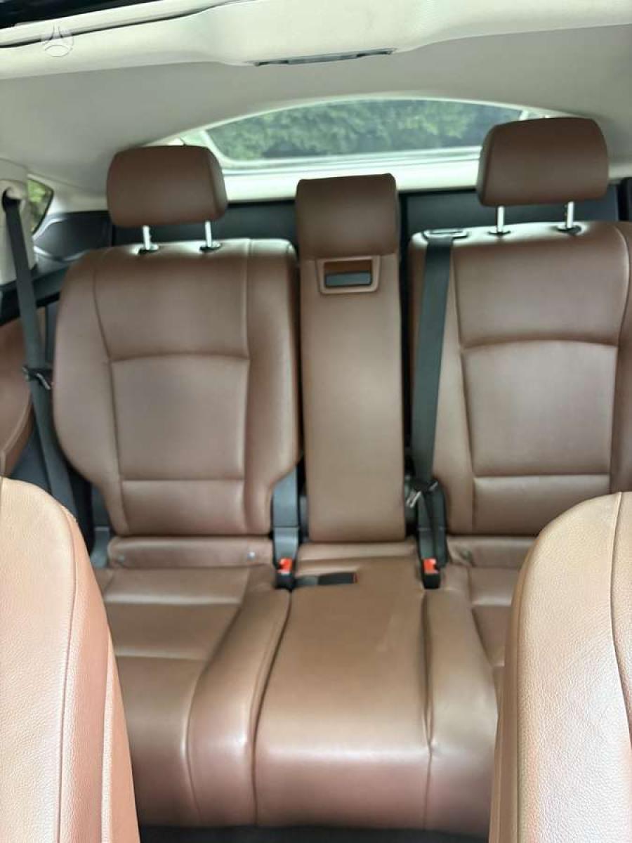 Balts BMW 535 Gran Turismo 2011 Kauņa, ar dzinēja tilpumu 3.00 L un nobraukumu 167 tūkst. km par 8700 €, foto 15 vietnē AUTOMOTO.COM.LV
