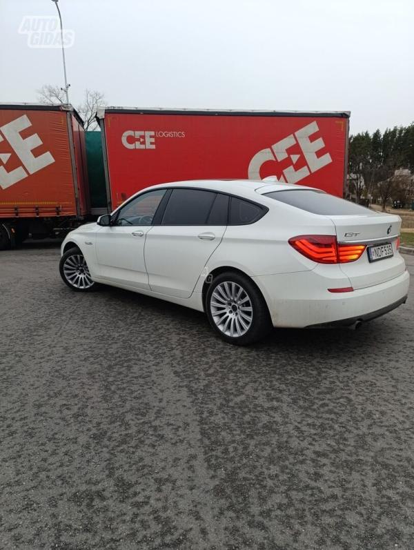 Balts BMW 535 Gran Turismo 2011 Viļņa, ar dzinēja tilpumu 3.50 L un nobraukumu 272 tūkst. km par 6000 €, foto 1 vietnē AUTOMOTO.COM.LV