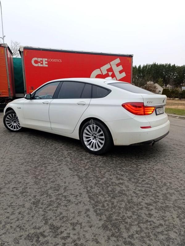 Balts BMW 535 Gran Turismo 2011 Viļņa, ar dzinēja tilpumu 3.50 L un nobraukumu 272 tūkst. km par 6000 €, foto 6 vietnē AUTOMOTO.COM.LV