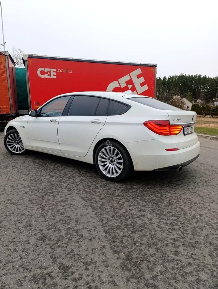 White BMW 535 Gran Turismo 2011 in Vilnius, with an engine capacity of 3.50 L and mileage of 272 thousand km for 6000 €, photo 7 on AUTOMOTO.COM.LV