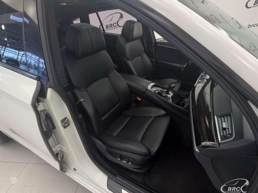 White BMW 535 Gran Turismo 2011 in Vilnius, with an engine capacity of 2.98 L and mileage of 262 thousand km for 6900 €, photo 9 on AUTOMOTO.COM.LV