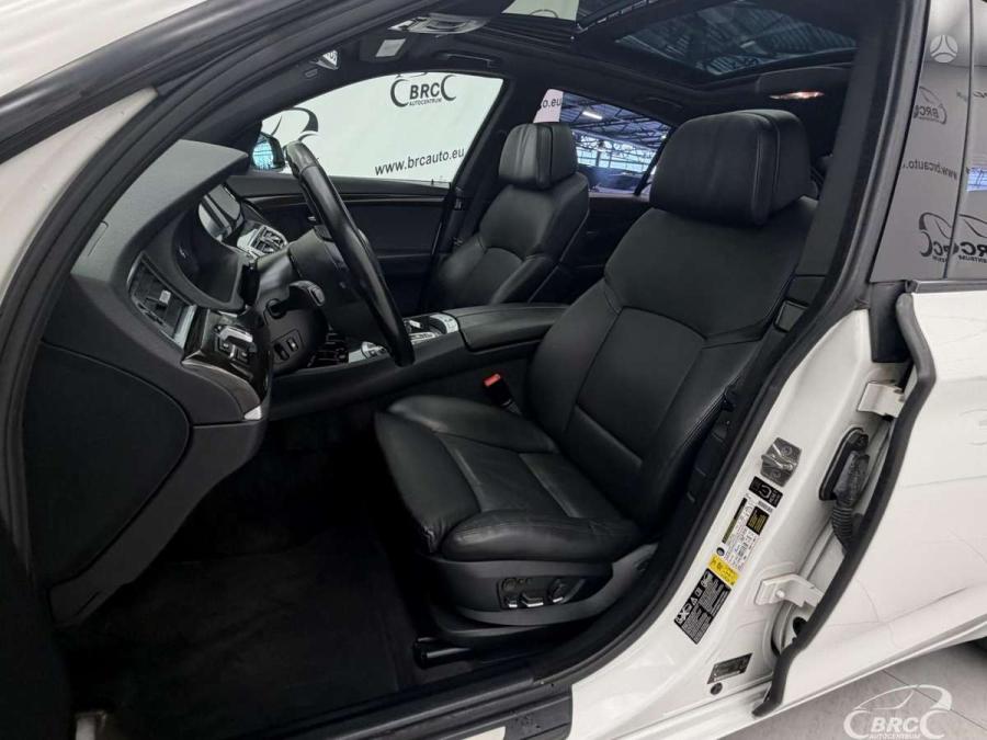 White BMW 535 Gran Turismo 2011 in Vilnius, with an engine capacity of 2.98 L and mileage of 262 thousand km for 6900 €, photo 25 on AUTOMOTO.COM.LV