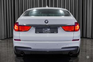 White BMW 535 Gran Turismo 2012 in Marijampole, with an engine capacity of 2.99 L and mileage of 238 thousand km for 11950 €, photo 8 on AUTOMOTO.COM.LV
