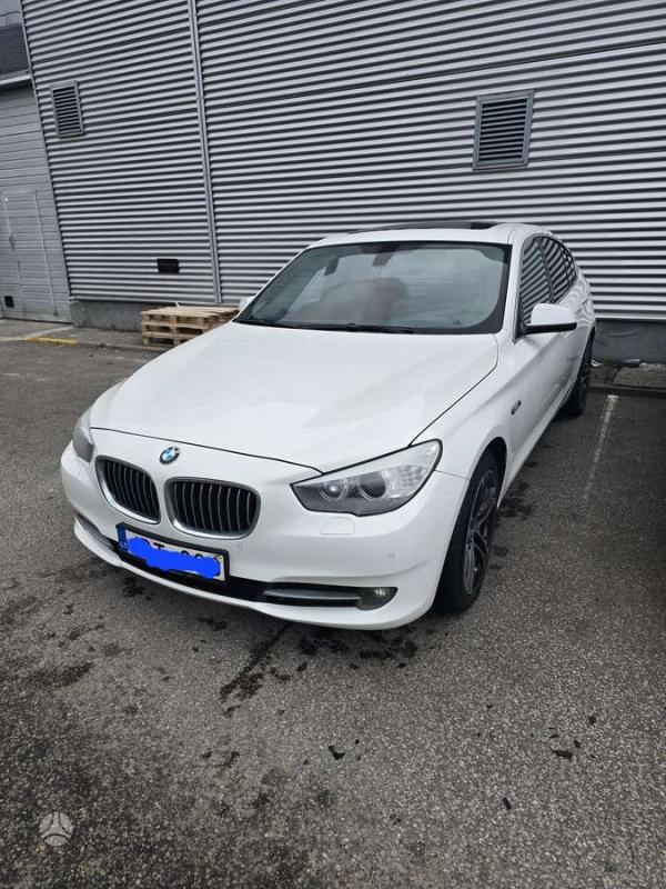 Balts BMW 535 Gran Turismo 2012 Viļņa, ar dzinēja tilpumu 2.99 L un nobraukumu 344 tūkst. km par 8900 €, foto 3 vietnē AUTOMOTO.COM.LV