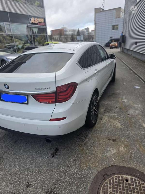 Balts BMW 535 Gran Turismo 2012 Viļņa, ar dzinēja tilpumu 2.99 L un nobraukumu 344 tūkst. km par 8900 €, foto 4 vietnē AUTOMOTO.COM.LV