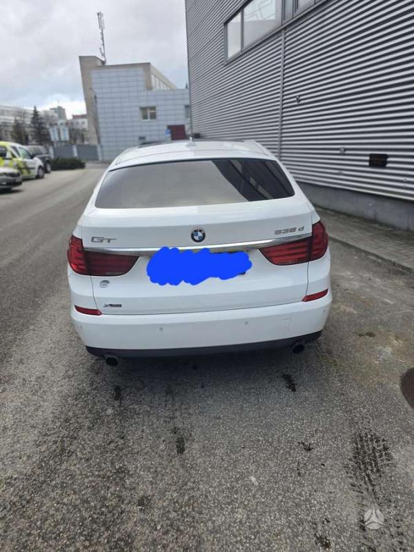 Balts BMW 535 Gran Turismo 2012 Viļņa, ar dzinēja tilpumu 2.99 L un nobraukumu 344 tūkst. km par 8900 €, foto 6 vietnē AUTOMOTO.COM.LV