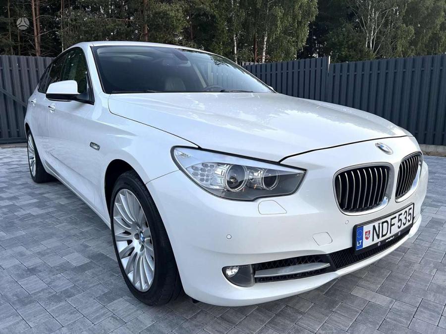 Белый БМВ 535 Gran Turismo 2012 в Вильнюс, объемом двигателя 2.98 л и пробегом 253 тыс. км за 6700 €, фото 26 на AUTOMOTO.COM.LV