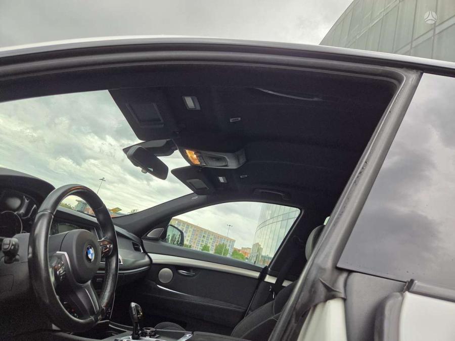 White BMW 535 Gran Turismo 2013 in Siauliai, with an engine capacity of 2.99 L and mileage of 221 thousand km for 15555 €, photo 11 on AUTOMOTO.COM.LV