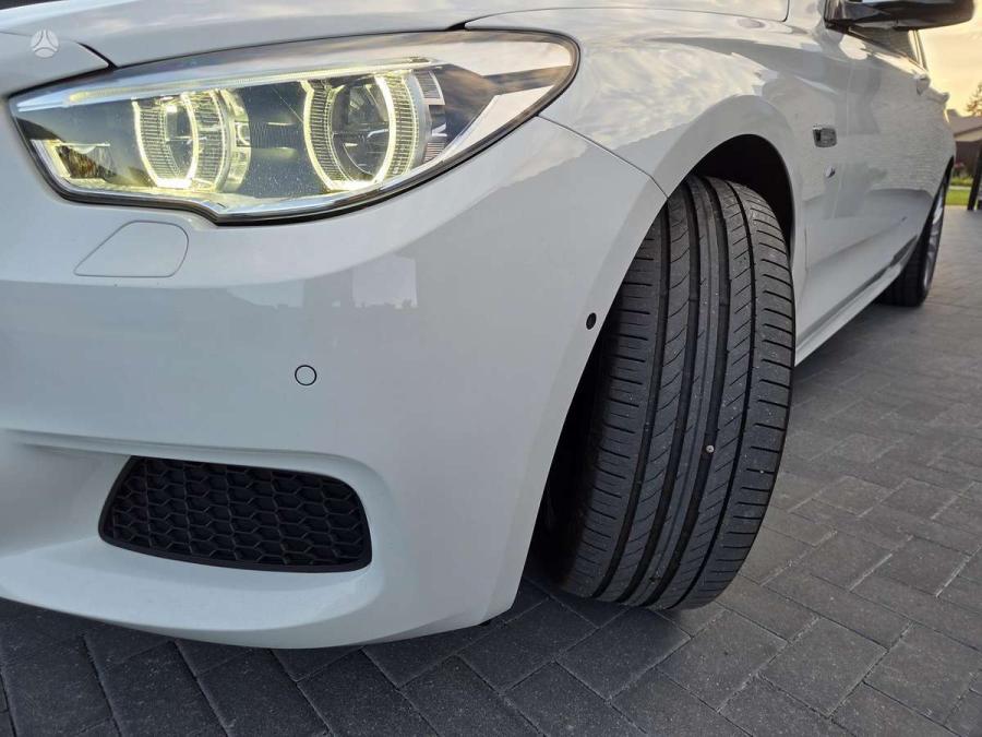 Balts BMW 535 Gran Turismo 2013 Šauļi, ar dzinēja tilpumu 2.99 L un nobraukumu 226 tūkst. km par 13750 €, foto 25 vietnē AUTOMOTO.COM.LV