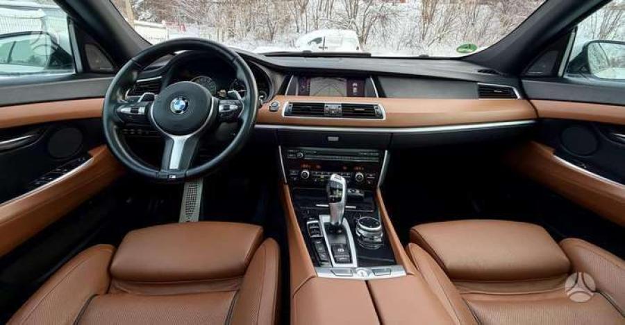 White BMW 535 Gran Turismo 2014 in Siauliai, with an engine capacity of 2.99 L and mileage of 279 thousand km for 17450 €, photo 21 on AUTOMOTO.COM.LV