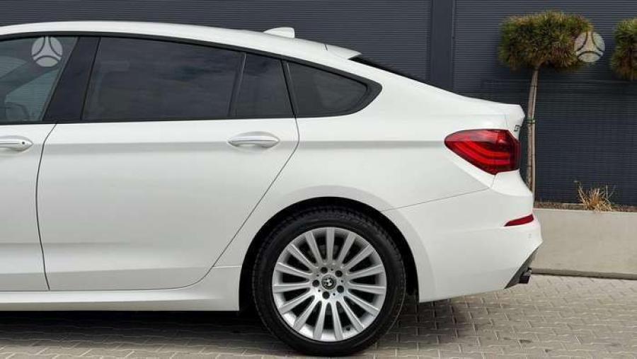 Balts BMW 535 Gran Turismo 2014 Šauļi, ar dzinēja tilpumu 2.99 L un nobraukumu 279 tūkst. km par 15950 €, foto 13 vietnē AUTOMOTO.COM.LV