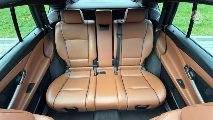 Balts BMW 535 Gran Turismo 2014 Šauļi, ar dzinēja tilpumu 2.99 L un nobraukumu 279 tūkst. km par 15950 €, foto 31 vietnē AUTOMOTO.COM.LV