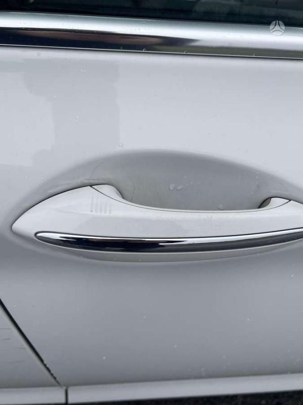 White BMW 535 Gran Turismo 2014 in Panevezys, with an engine capacity of 3.00 L and mileage of 158 thousand km for 11500 €, photo 5 on AUTOMOTO.COM.LV
