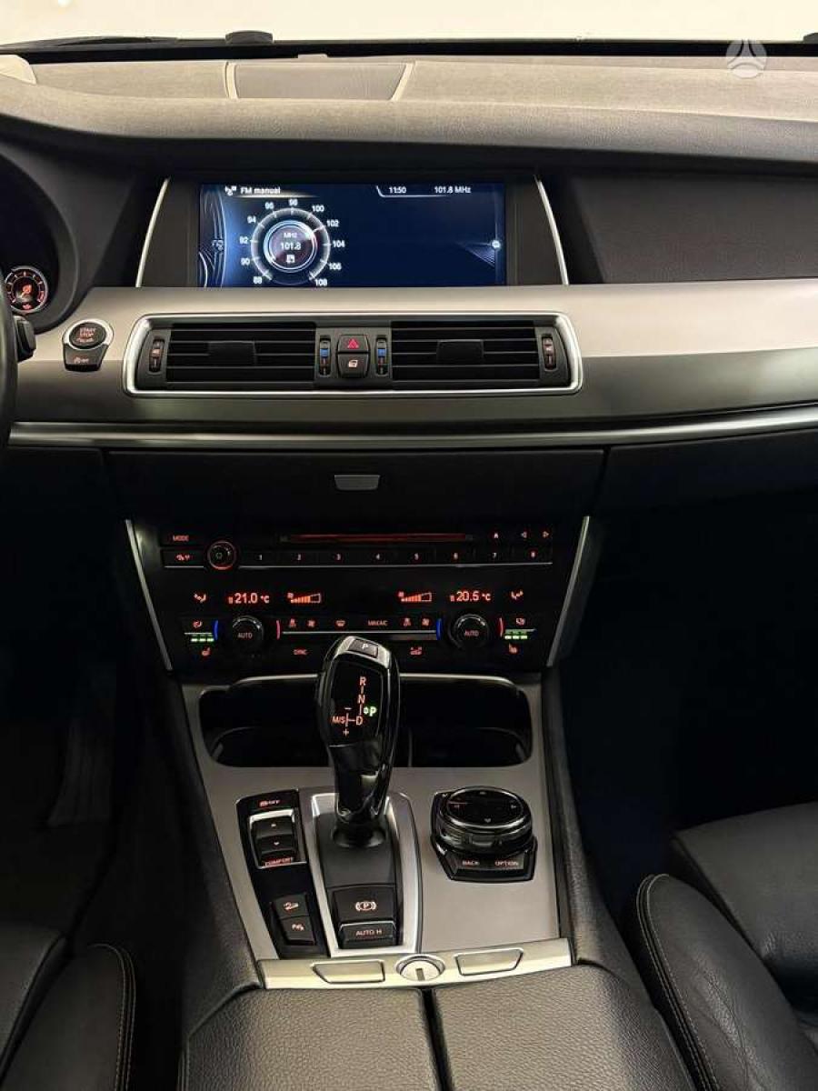 Balts BMW 535 Gran Turismo 2015 Marijampole, ar dzinēja tilpumu 2.99 L un nobraukumu 261 tūkst. km par 16450 €, foto 24 vietnē AUTOMOTO.COM.LV