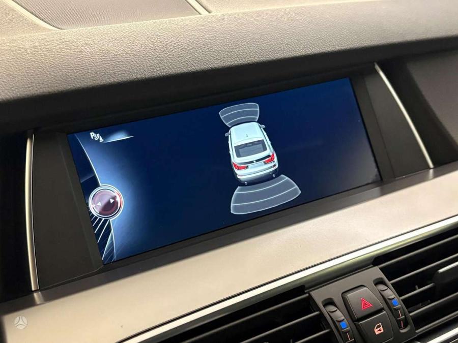 Balts BMW 535 Gran Turismo 2015 Marijampole, ar dzinēja tilpumu 2.99 L un nobraukumu 261 tūkst. km par 16450 €, foto 31 vietnē AUTOMOTO.COM.LV