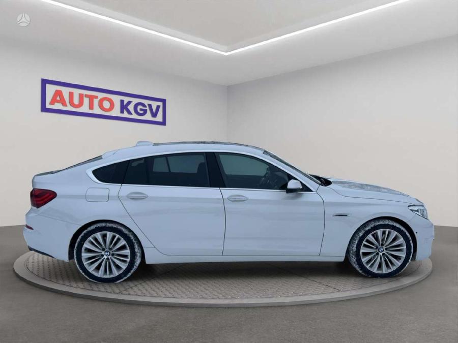 White BMW 535 Gran Turismo 2016 in Kaunas, with an engine capacity of 3.00 L and mileage of 183 thousand km for 15999 €, photo 5 on AUTOMOTO.COM.LV