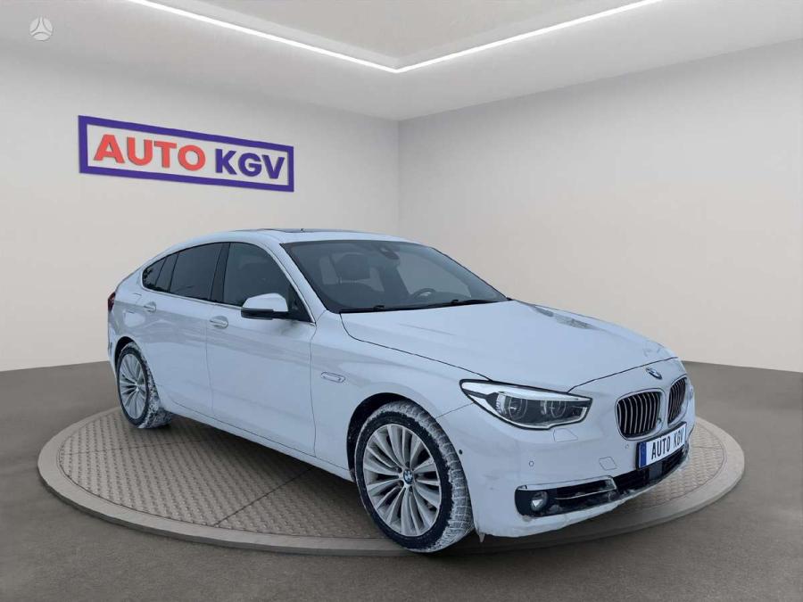 White BMW 535 Gran Turismo 2016 in Kaunas, with an engine capacity of 3.00 L and mileage of 183 thousand km for 15999 €, photo 6 on AUTOMOTO.COM.LV