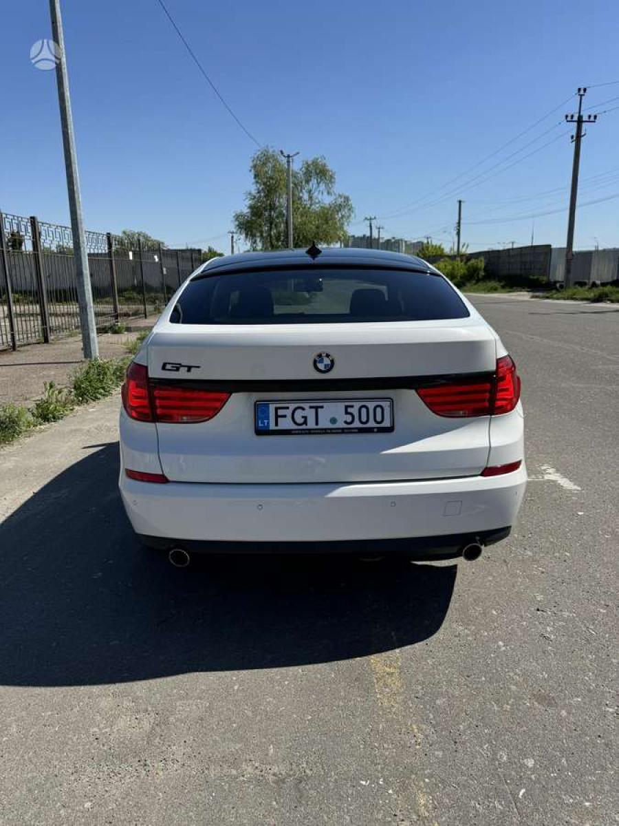 White BMW 535 Gran Turismo 2010 in Vilnius, with an engine capacity of 2.99 L and mileage of 271 thousand km for 7499 €, photo 6 on AUTOMOTO.COM.LV