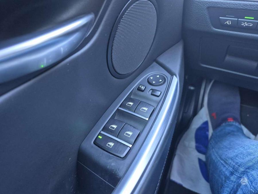 Dzeltens BMW 535 Gran Turismo 2010 Viļņa, ar dzinēja tilpumu 2.99 L un nobraukumu 199 tūkst. km par 10999 €, foto 7 vietnē AUTOMOTO.COM.LV