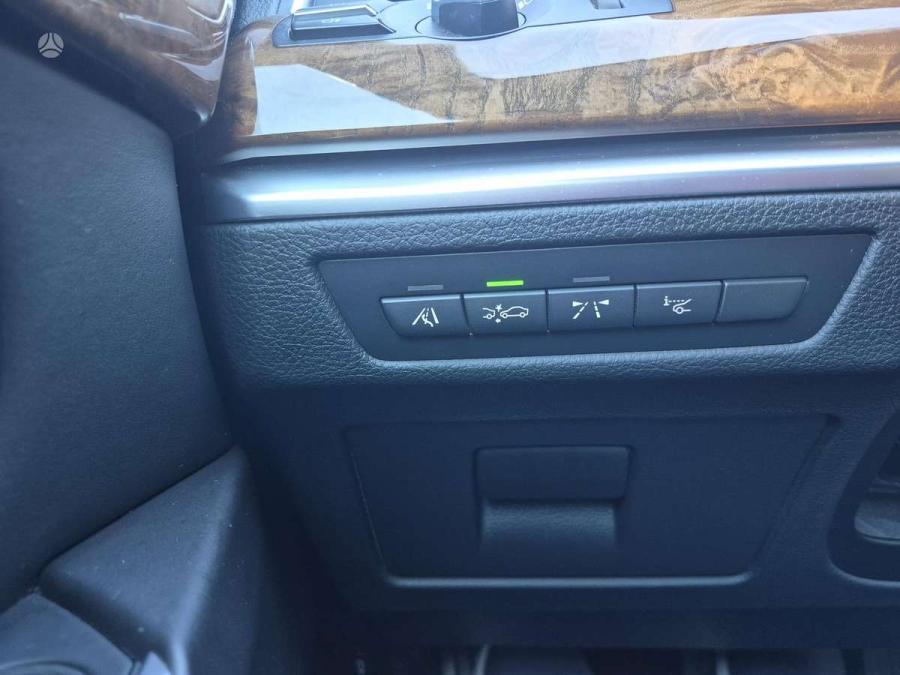 Dzeltens BMW 535 Gran Turismo 2010 Viļņa, ar dzinēja tilpumu 2.99 L un nobraukumu 199 tūkst. km par 10999 €, foto 8 vietnē AUTOMOTO.COM.LV