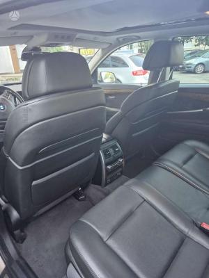 Dzeltens BMW 535 Gran Turismo 2010 Viļņa, ar dzinēja tilpumu 2.99 L un nobraukumu 199 tūkst. km par 10999 €, foto 13 vietnē AUTOMOTO.COM.LV