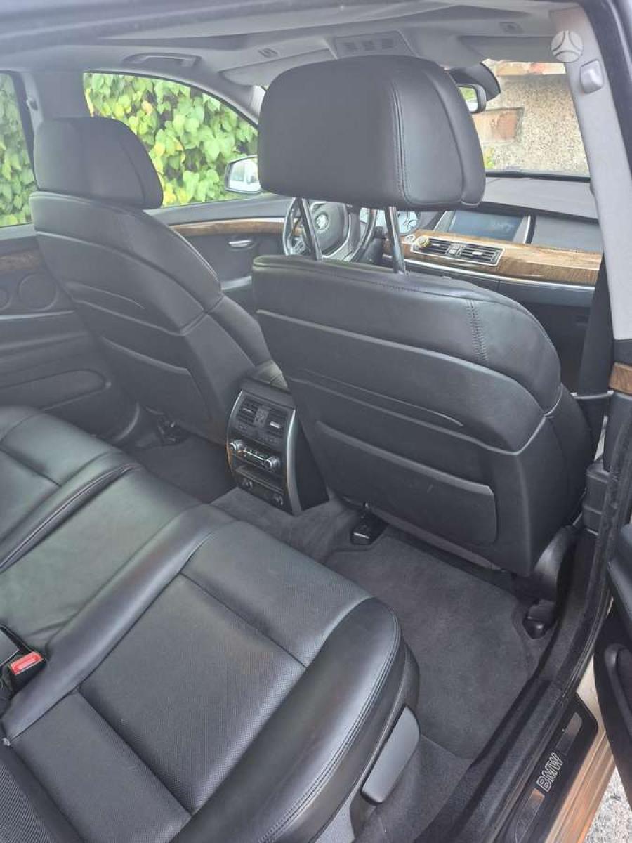 Dzeltens BMW 535 Gran Turismo 2010 Viļņa, ar dzinēja tilpumu 2.99 L un nobraukumu 199 tūkst. km par 10999 €, foto 14 vietnē AUTOMOTO.COM.LV
