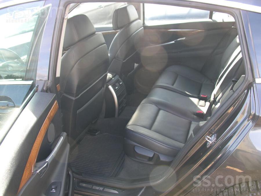 Pelēks BMW 535 2010 Rīga, ar dzinēja tilpumu 3.00 L un nobraukumu 266 tūkst. km par 10500 €, foto 10 vietnē AUTOMOTO.COM.LV