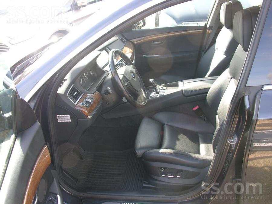 Pelēks BMW 535 2010 Rīga, ar dzinēja tilpumu 3.00 L un nobraukumu 266 tūkst. km par 10500 €, foto 11 vietnē AUTOMOTO.COM.LV