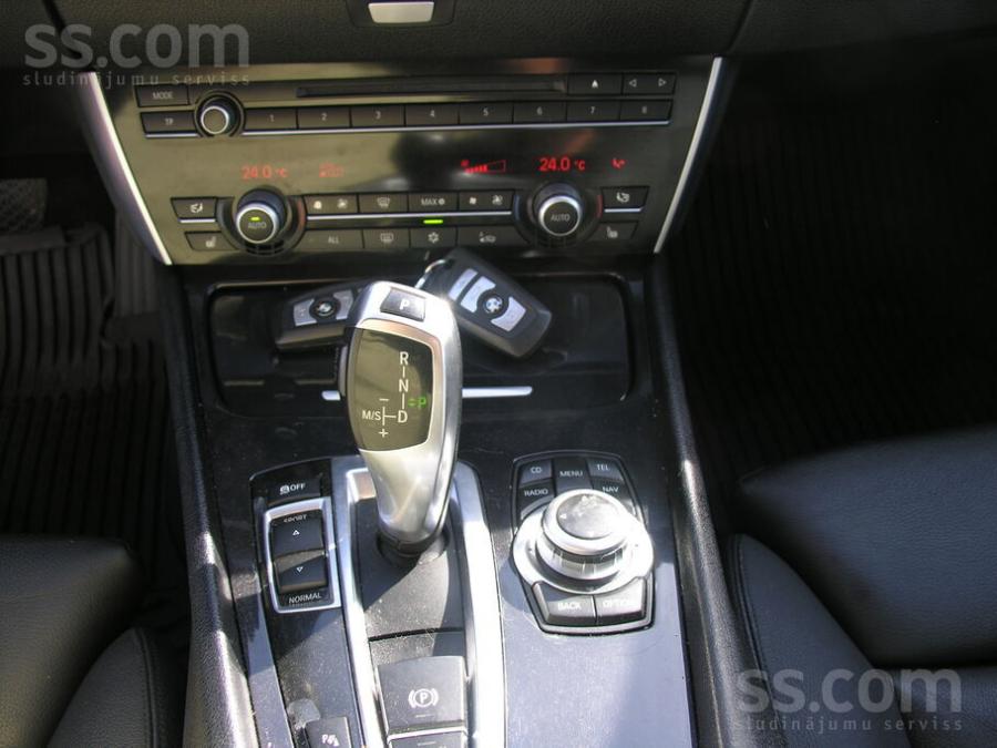 Pelēks BMW 535 2010 Rīga, ar dzinēja tilpumu 3.00 L un nobraukumu 266 tūkst. km par 10500 €, foto 15 vietnē AUTOMOTO.COM.LV