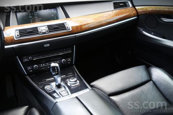 Grey BMW 535 2010 in Riga, with an engine capacity of 3.00 L and mileage of 249 thousand km for 8245 €, photo 9 on AUTOMOTO.COM.LV