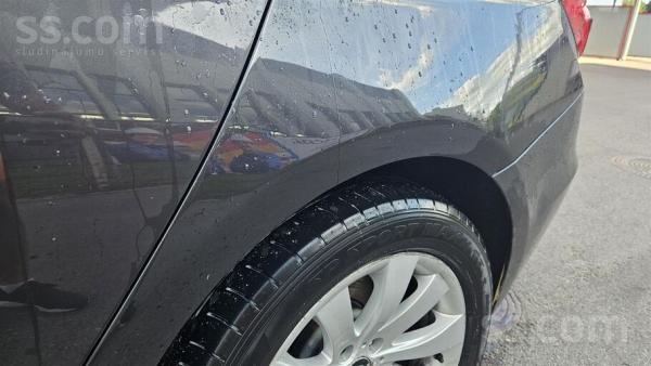Pelēks BMW 535 2010 Daugavpils, ar dzinēja tilpumu 3.00 L un nobraukumu 306 tūkst. km par 8000 €, foto 9 vietnē AUTOMOTO.COM.LV