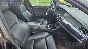 Pelēks BMW 535 2010 Daugavpils, ar dzinēja tilpumu 3.00 L un nobraukumu 306 tūkst. km par 8000 €, foto 14 vietnē AUTOMOTO.COM.LV