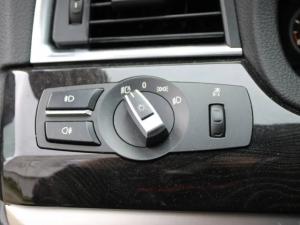 Grey BMW 535 2012 in Riga, with an engine capacity of 3.00 L and mileage of 311 thousand km for 16000 €, photo 14 on AUTOMOTO.COM.LV
