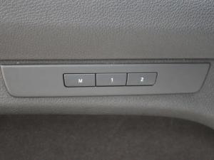 Grey BMW 535 2012 in Riga, with an engine capacity of 3.00 L and mileage of 311 thousand km for 16000 €, photo 16 on AUTOMOTO.COM.LV