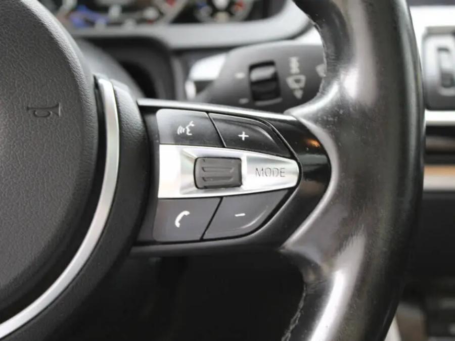 Grey BMW 535 2012 in Riga, with an engine capacity of 3.00 L and mileage of 311 thousand km for 16000 €, photo 22 on AUTOMOTO.COM.LV