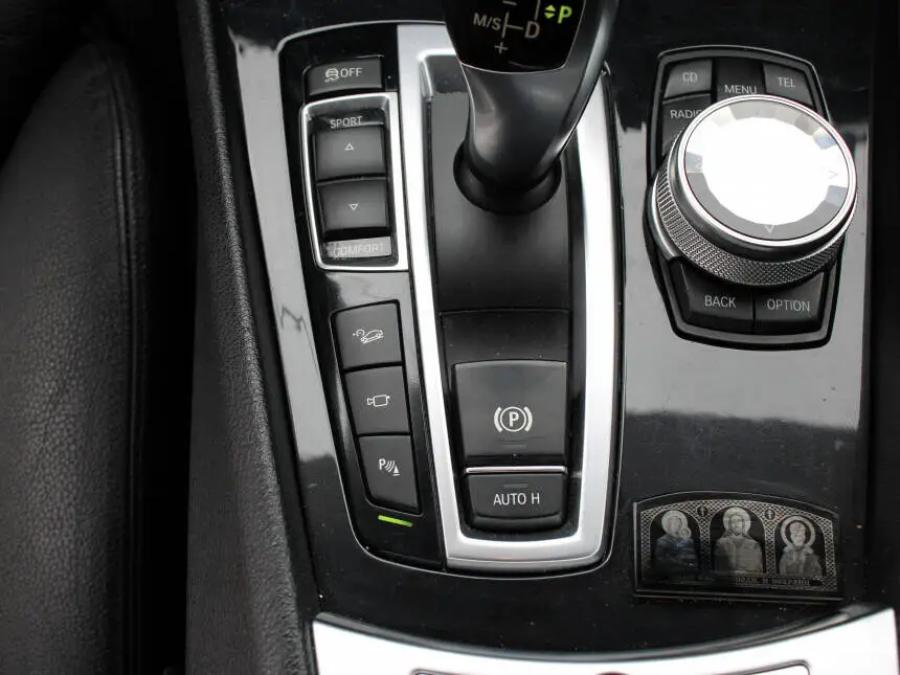 Grey BMW 535 2012 in Riga, with an engine capacity of 3.00 L and mileage of 311 thousand km for 16000 €, photo 34 on AUTOMOTO.COM.LV