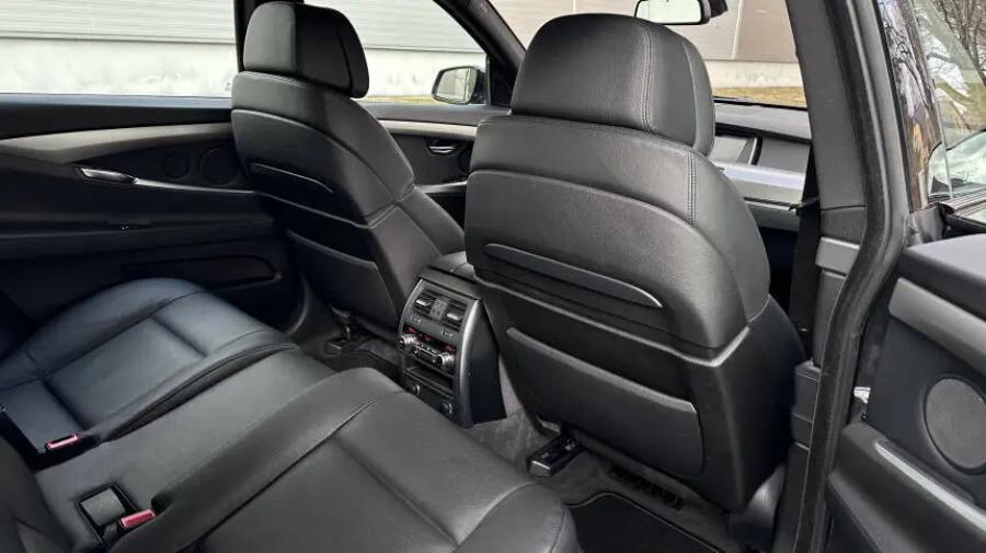 Pelēks BMW 535 2012 Rīga, ar dzinēja tilpumu 3.00 L un nobraukumu 233 tūkst. km par 15490 €, foto 11 vietnē AUTOMOTO.COM.LV