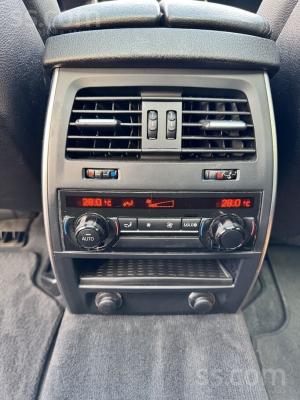 Grey BMW 535 2012 in Riga, with an engine capacity of 3.00 L and mileage of 213 thousand km for 11100 €, photo 17 on AUTOMOTO.COM.LV