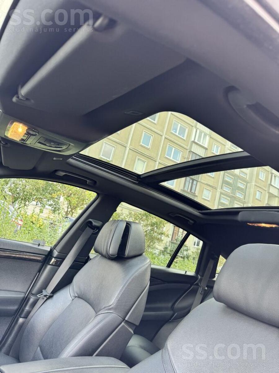 Grey BMW 535 2012 in Riga, with an engine capacity of 3.00 L and mileage of 213 thousand km for 11100 €, photo 19 on AUTOMOTO.COM.LV