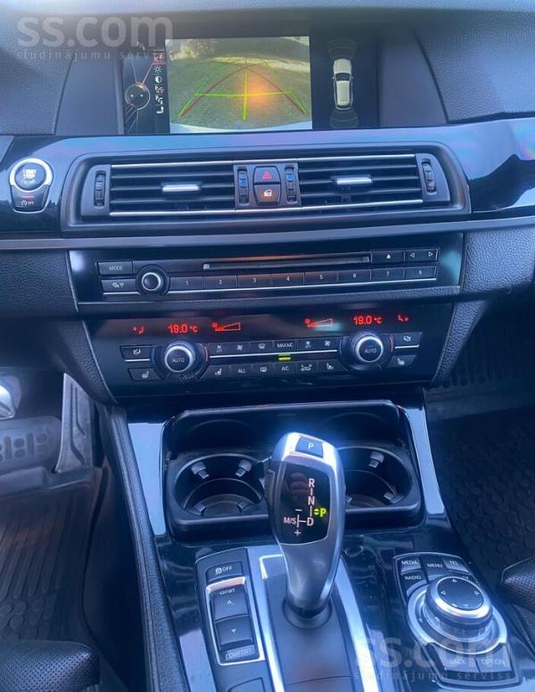 Grey BMW 535 2012 in Jelgava, with an engine capacity of 3.00 L and mileage of 0 thousand km for 10500 €, photo 3 on AUTOMOTO.COM.LV